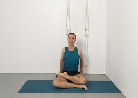 Ardha Padmasana | Yoga Selection