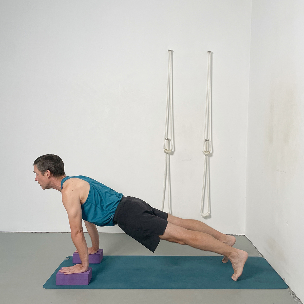 Improve Your Posture: Yoga Poses for Correcting Poor Posture | Yoga ...