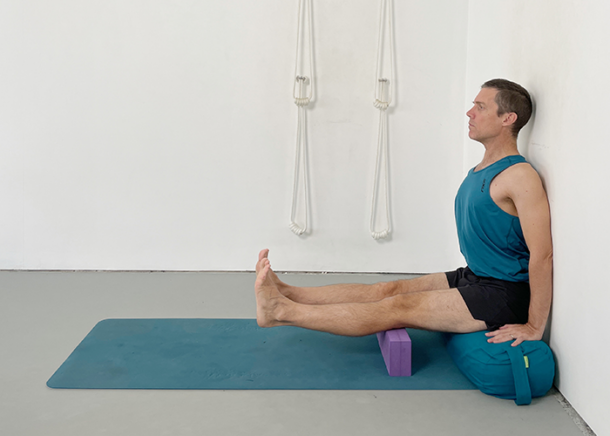 Yoga Poses for Stronger Knees | Yoga Selection