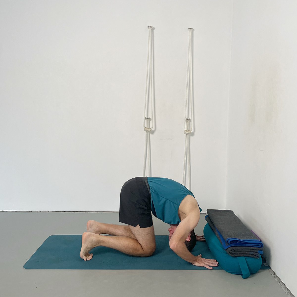 Viparita Karani Tutorial | Iyengar Yoga Variations & Guide